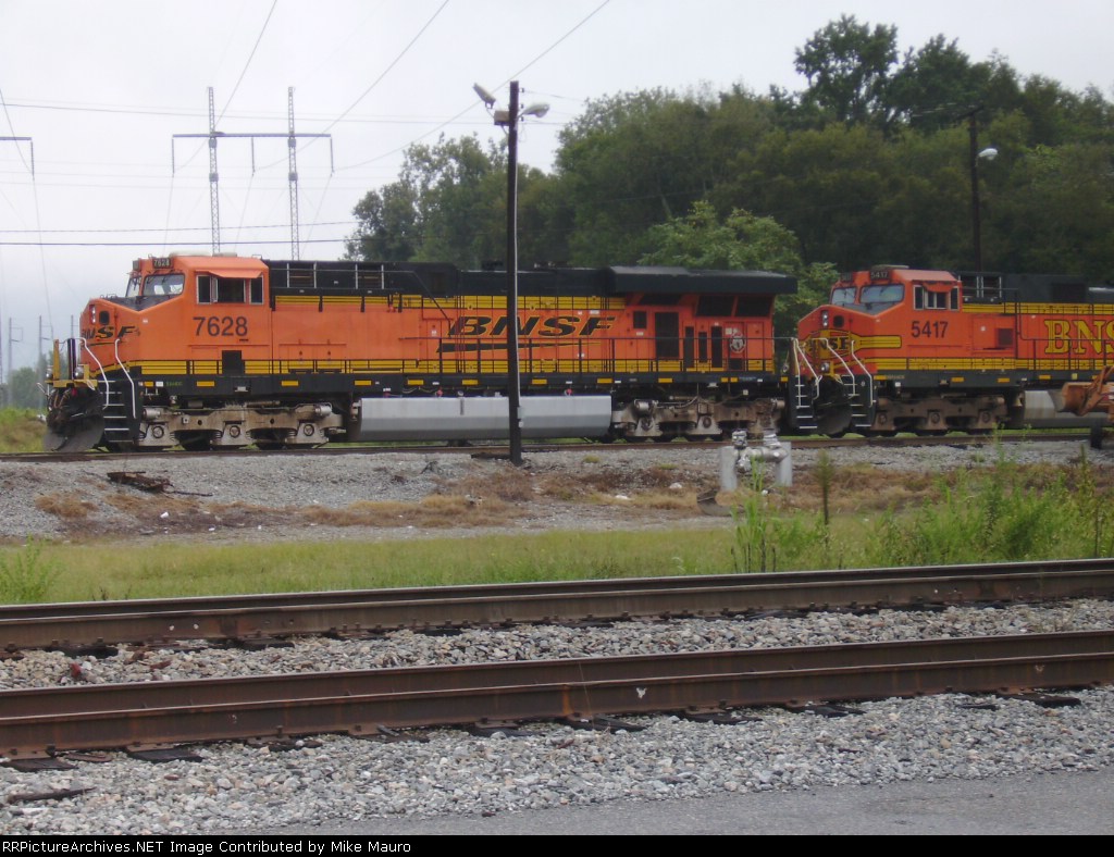 BNSF 7628
